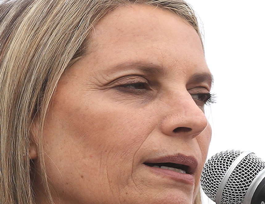 Maricarmen Alva: Proyecto de ley sobre referéndum del Ejecutivo ...