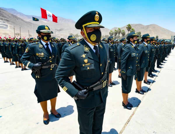 PNP: Pasan al retiro al comandante general y al jefe del Estado Mayor ...